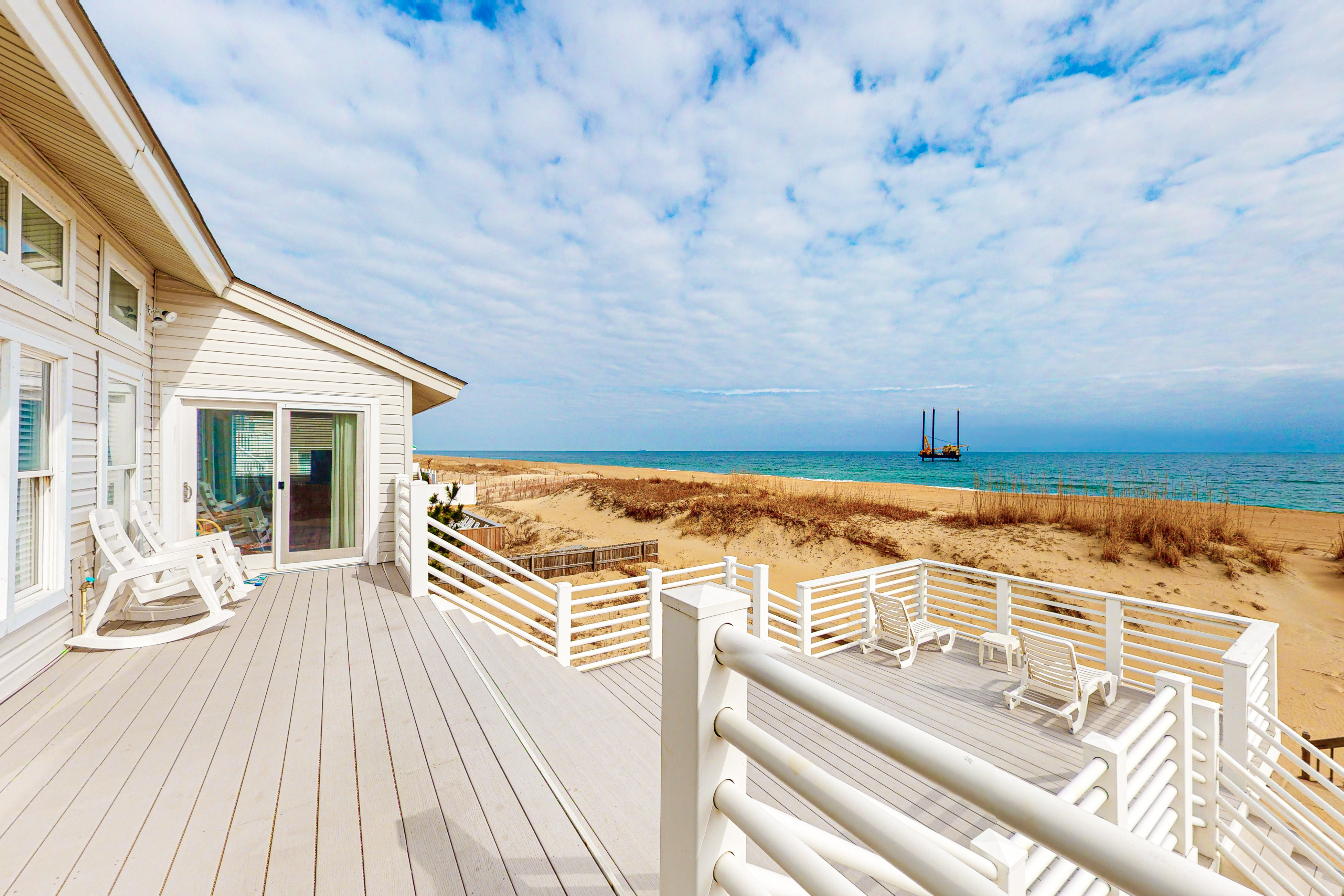 Beach Access Vacation Rentals | Private Beach House Rentals | Vacasa